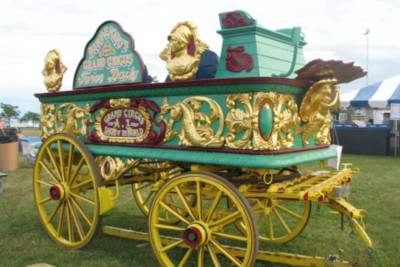 Circus PARADE WAGONS ⋆ Baraboo's Big Top Parade